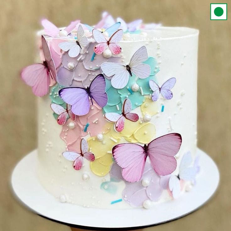 Flutterby fantasy Cake – Whipped