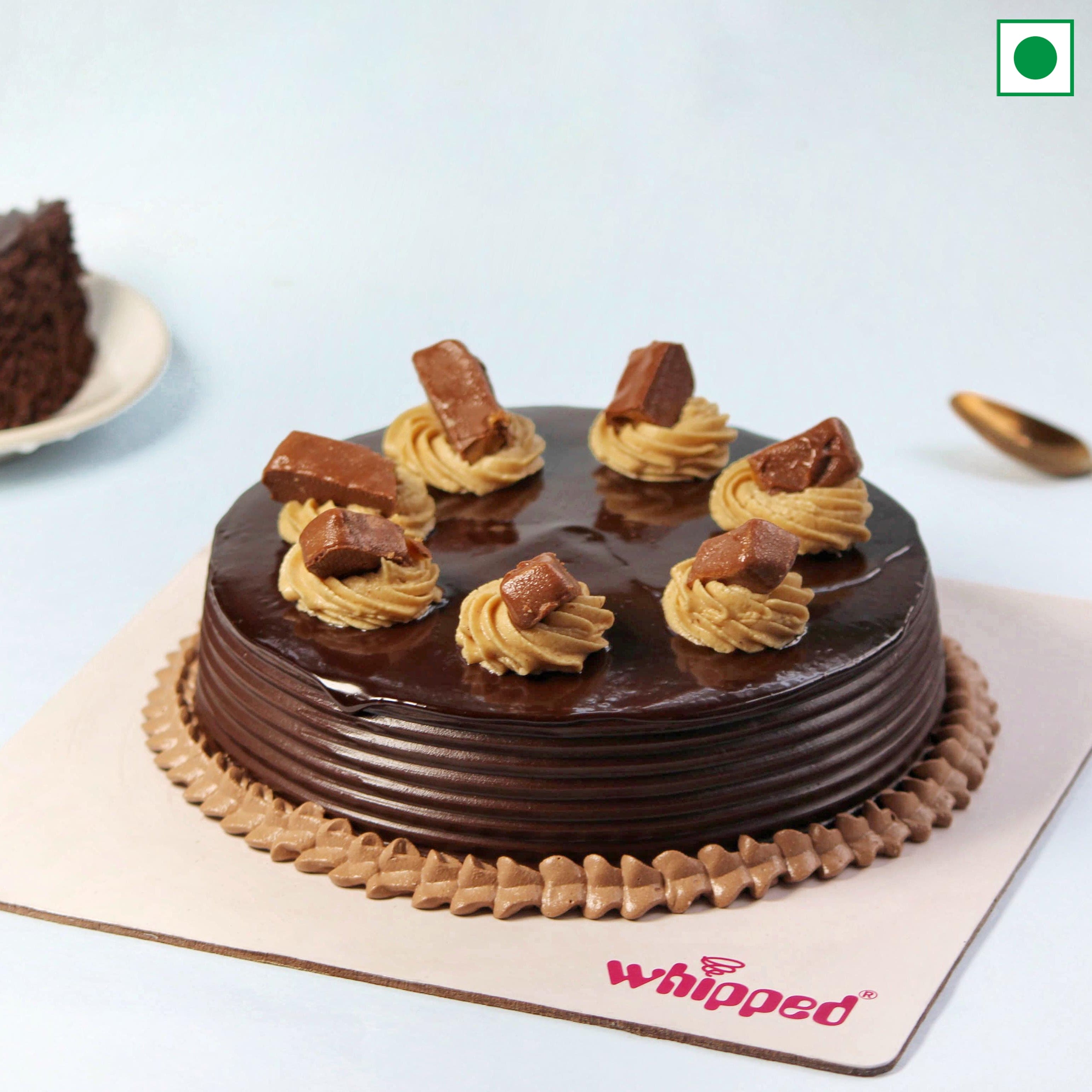 Snickers Kick Cake – Whipped